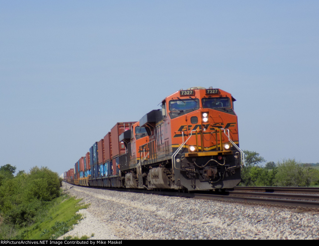 BNSF 7327